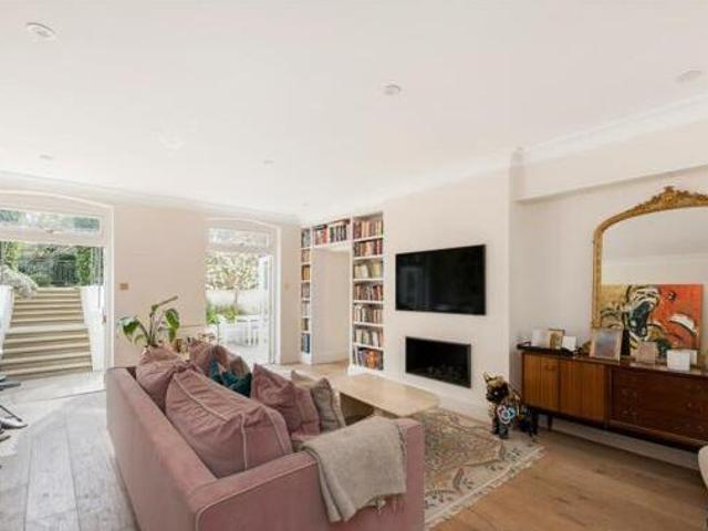 4 Bedroom Flat For Sale In London