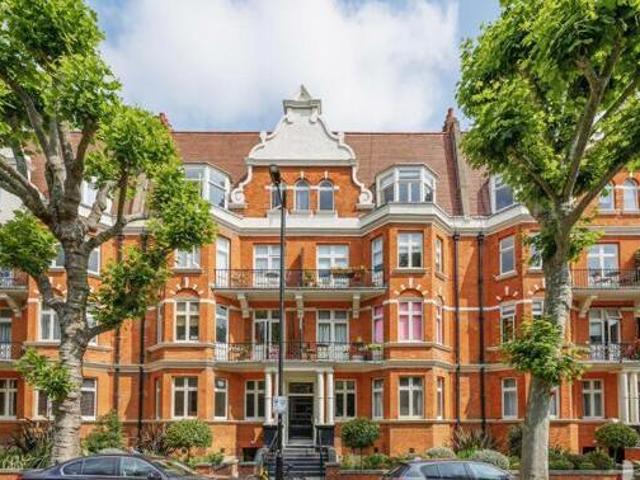 4 Bedroom Flat For Sale In London