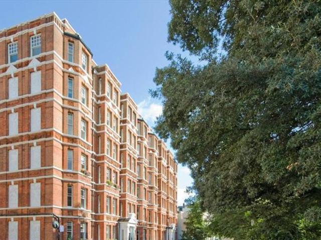 4 Bedroom Flat For Sale In London