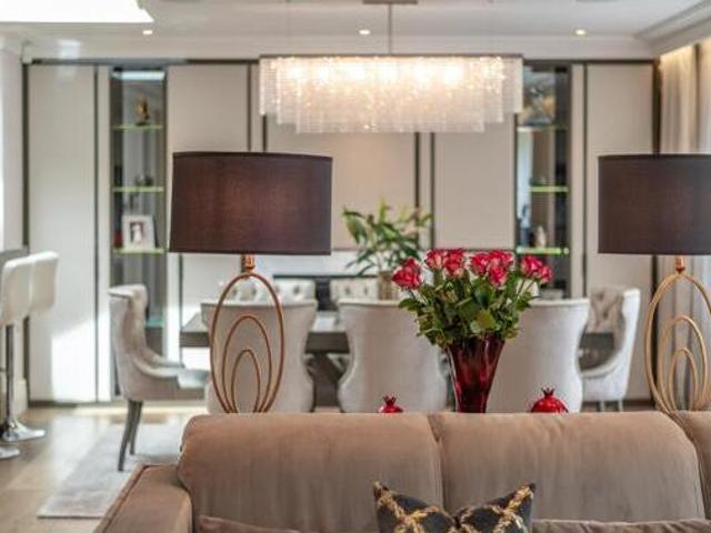 4 Bedroom Flat For Sale In London
