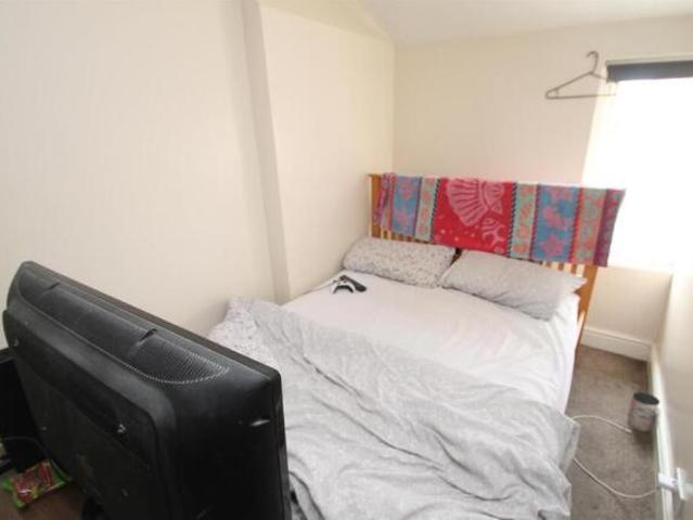 4 bedroom flat for sale in Lower Stone Street, Maidstone, ME15