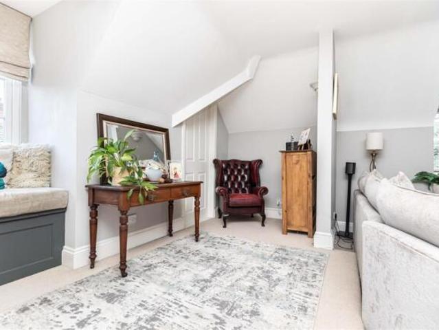 4 bedroom flat for sale in Mckinley Road, Bournemouth, BH4