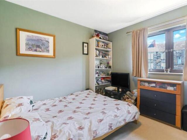 4 bedroom flat for sale in Nursery Street, Strathbungo, G41