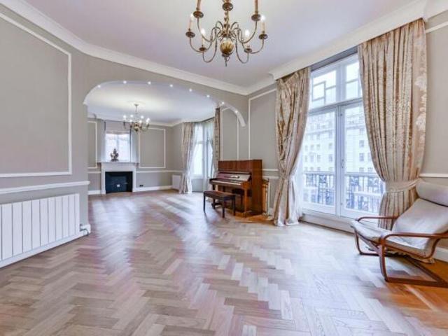 4 bedroom flat for sale in Portman mansions, Marylebone, London, W1U
