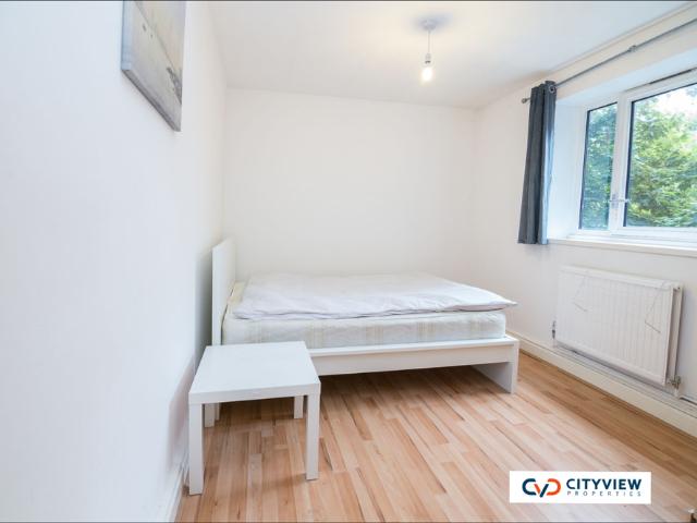 4 bedroom flat for rent