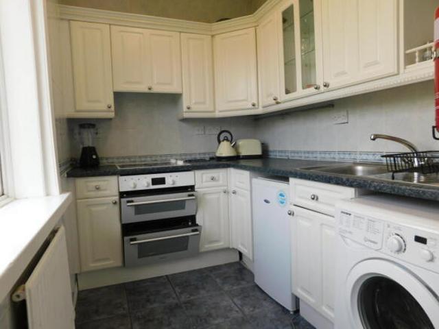 4 bedroom flat for rent in 17, Carrick Knowe Gardens, Edinburgh, EH12 7EY, EH12