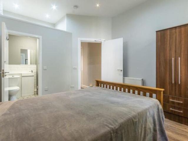 4 bedroom flat for rent in 15P Montague Street, Edinburgh, EH8 9QS, EH8
