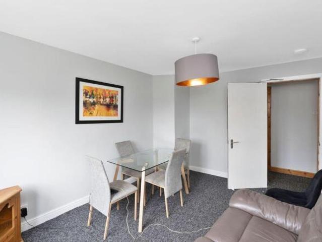 4 bedroom flat for rent in 2350L Alan Breck Gardens, Edinburgh, EH4 7HU, EH4