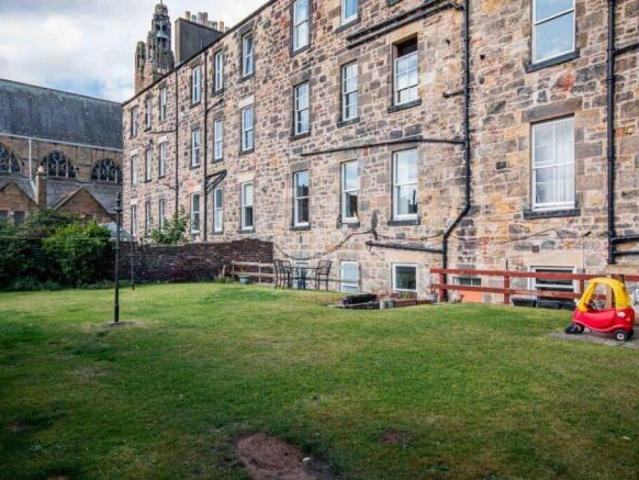 4 bedroom flat for rent in 2865L Brighton Place, Edinburgh, EH15 1LL, EH15