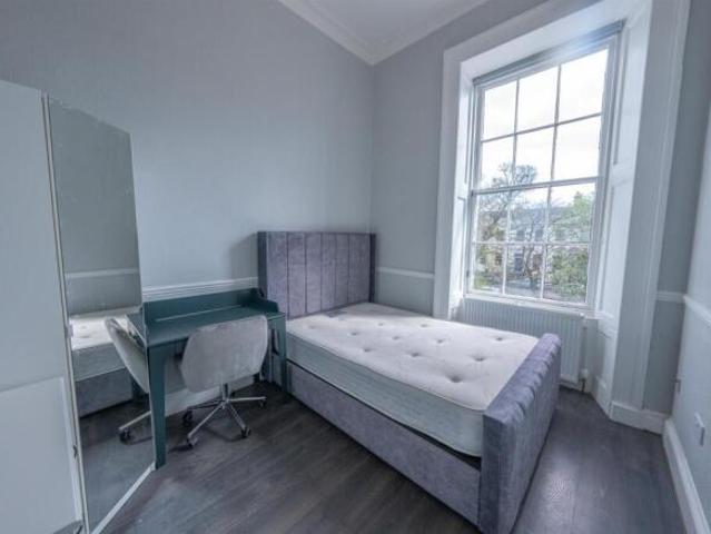 4 bedroom flat for rent in 2 Clifton Street, Glasgow, G3 7LA, G3