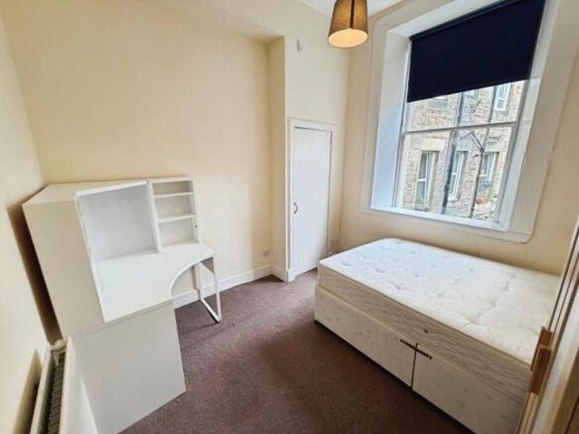 4 bedroom flat for rent in Tay Street, Polwarth, Edinburgh, EH11