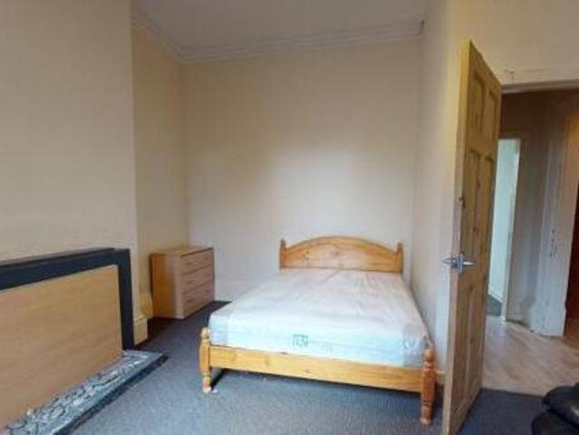 4 Bedroom Flat For Rent In University