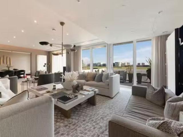 4 bedroom flat for rent in Water Lane, Sugar Quay, EC3R