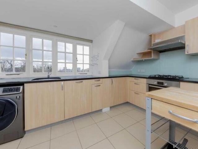 4 bedroom flat for rent in Wedderburn Road, London, NW3