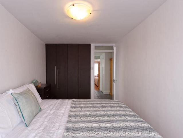 4 bedroom flat for rent in Wellesley Road, Camden, London, NW5