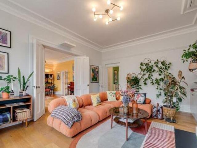 4 Bedroom Flat For Rent In West Hampstead