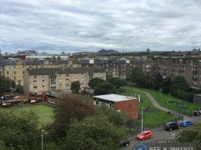 4 bedroom flat for rent in Westfield Court, Edinburgh, EH11