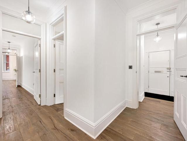 4 bedroom flat for rent in Westminster Palace Gardens, Artillery Row, SW1P