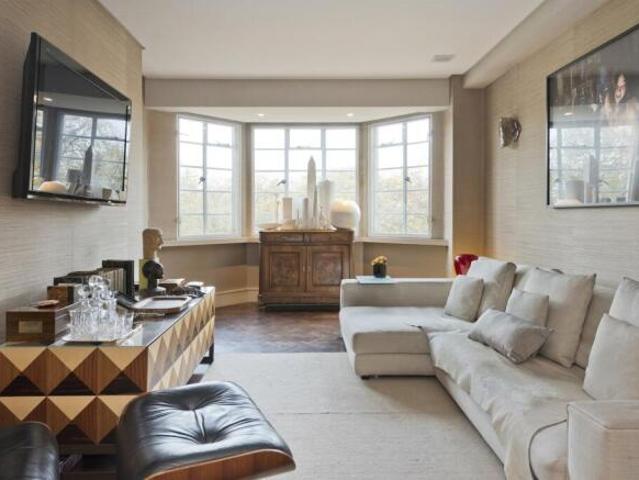 4 bedroom flat for rent in Albion Gate, Hyde Park Place, London, W2