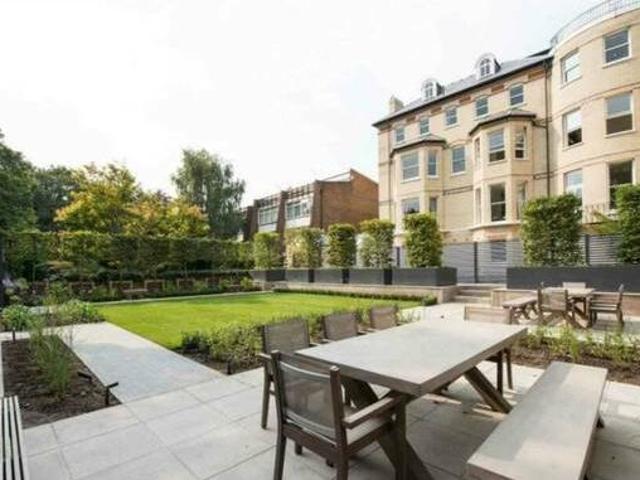 4 bedroom flat for rent in Arkwright Road London NW3