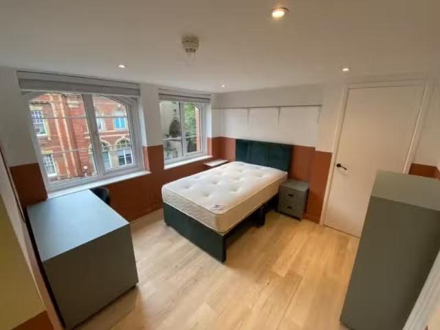 4 bedroom flat for rent in Baldwin Street, Bristol, BS1