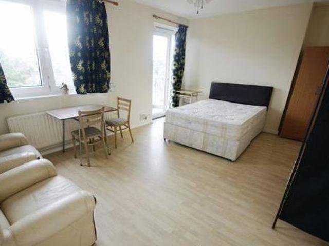 4 bedroom flat for rent in Bayham Street Camden London NW1 0JU NW1