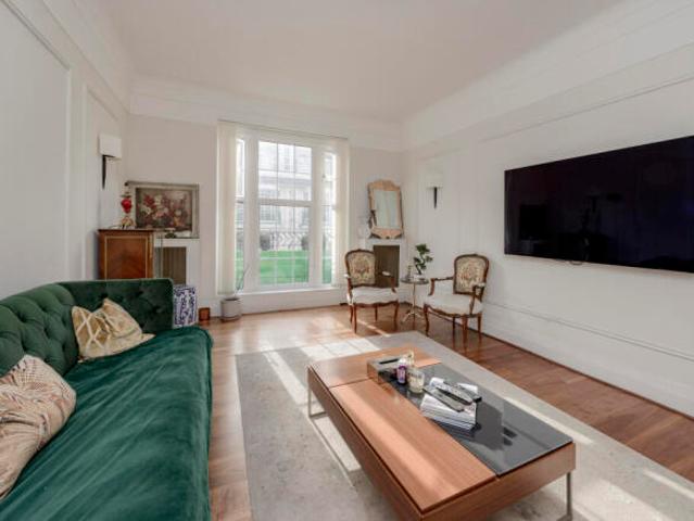 4 bedroom flat for rent in Berkeley Court, Marylebone Road, NW1
