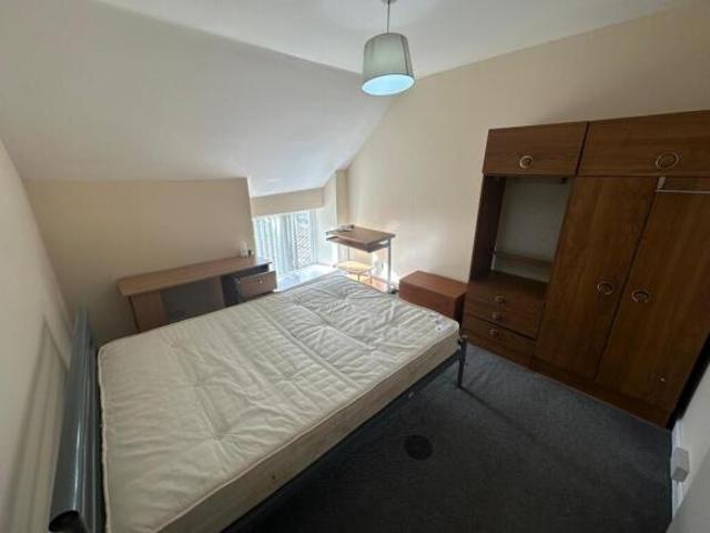 4 bedroom flat for rent in Brynymor Road, Swansea, SA1