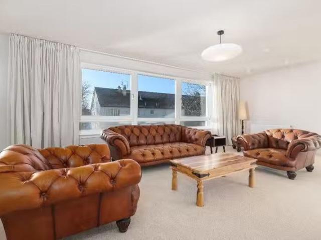 4 bedroom flat for rent in Buchanan Drive, Newton Mearns, Glas.