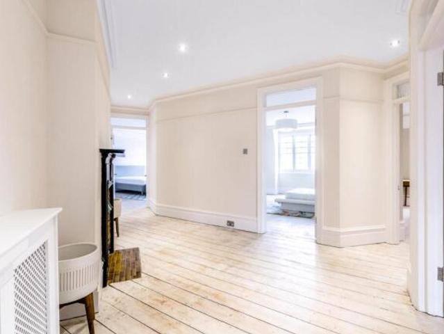 4 bedroom flat for rent in Burgess Park Mansions, West Hampstead, London, NW6
