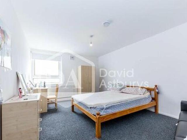 4 Bedroom Flat For Rent In Camden
