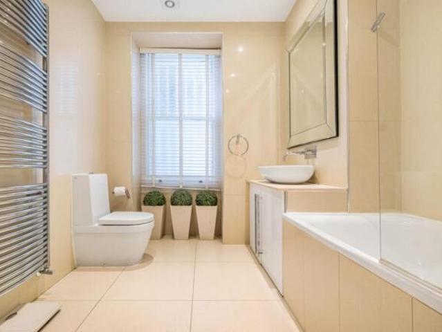 4 bedroom flat for rent in Cabbell Street, Marylebone, London, NW1