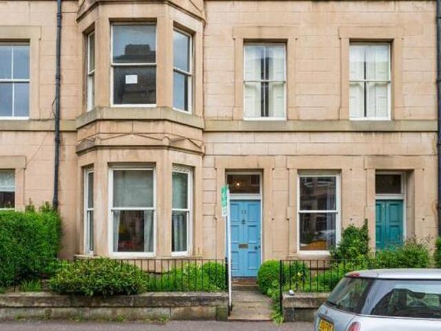 4 Bedroom Flat For Rent In Central, Edinburgh