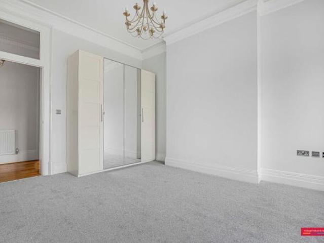 4 bedroom flat for rent in Chapel Street, Marylebone, London, NW1