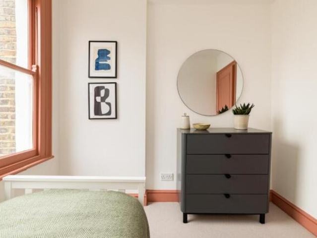 4 bedroom flat for rent in Charleville Road, London, Greater London, W14