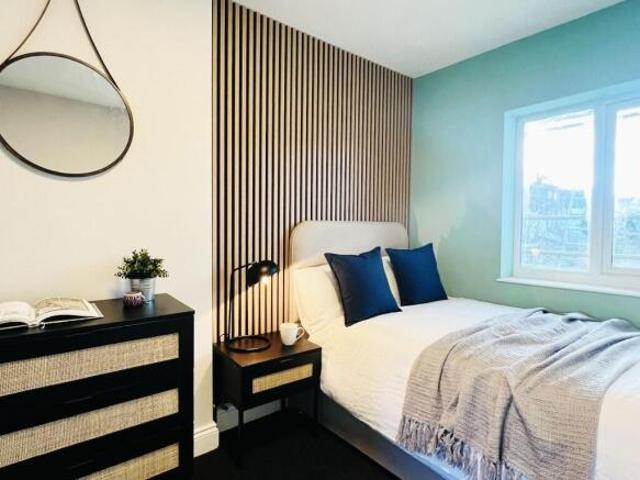 5 bedroom flat for rent in Cheltenham Road, Bristol, BS6