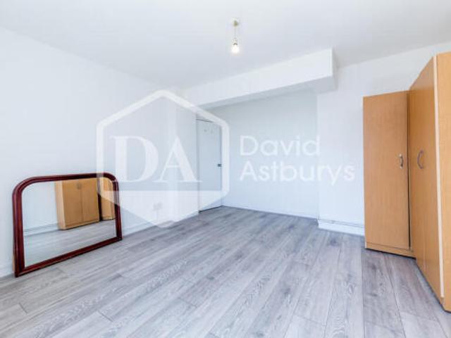 4 bedroom flat for rent in Church Lane, Crouch End, N8