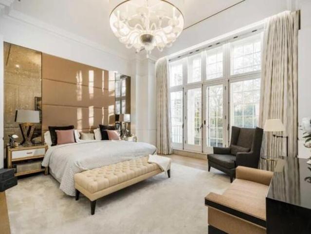 4 bedroom flat for rent in Connaught Place, Hyde Park, W2