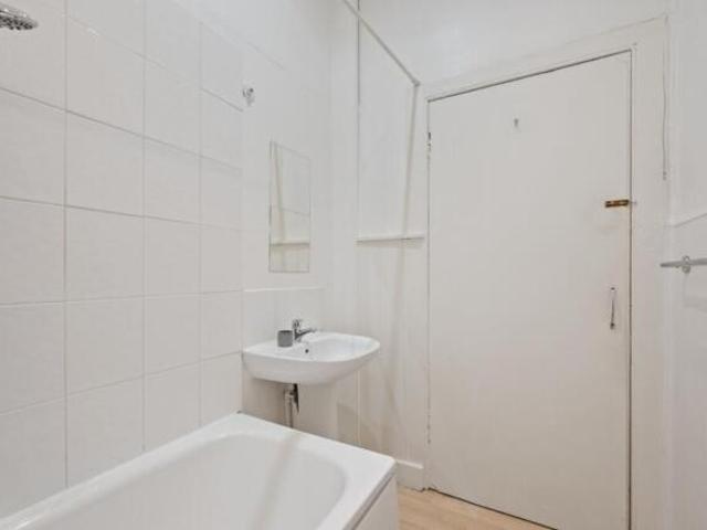 4 bedroom flat for rent in Dalkeith Road, Newington, Edinburgh, EH16