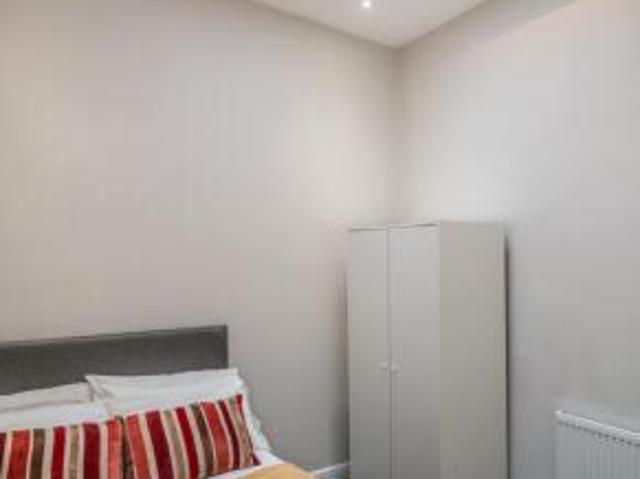 4 bedroom flat for rent in Dalkeith Road, Newington, Edinburgh, EH16