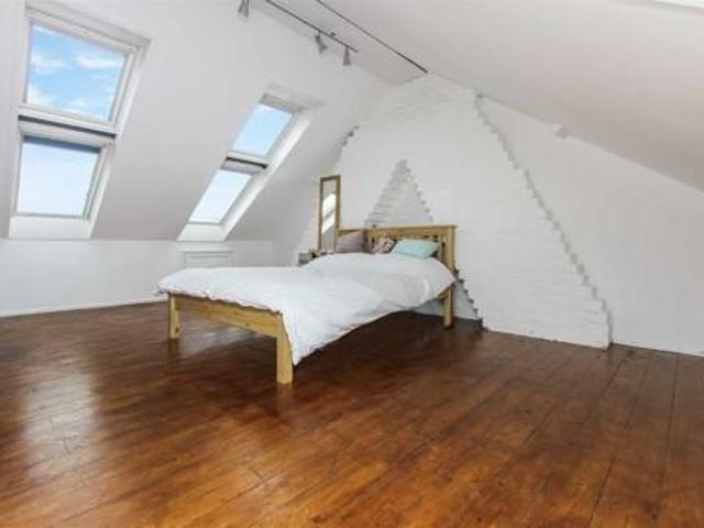 4 bedroom flat for rent in Dinsdale Road, Sandyford, Newcastle Upon Tyne, NE2