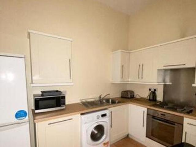 4 Bedroom Flat For Rent In Easter Road, Edinburgh