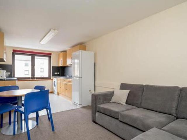 4 Bedroom Flat For Rent In Edinburgh