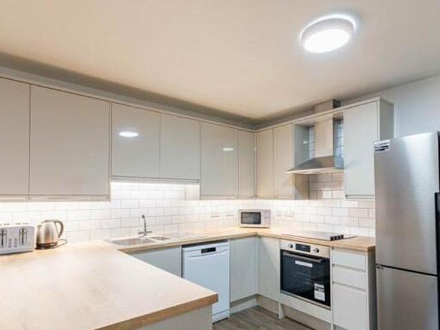 4 Bedroom Flat For Rent In Edinburgh