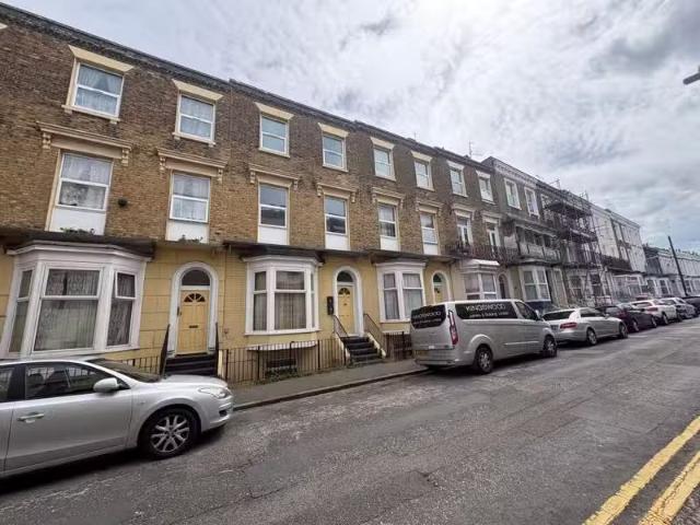 4 bedroom flat for rent in Ethelbert Road, Margate, CT9