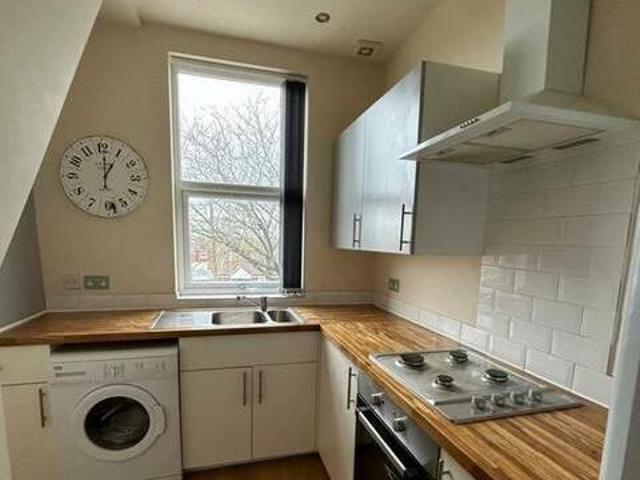 4 bedroom flat for rent in Four bedroom student accommodation L5