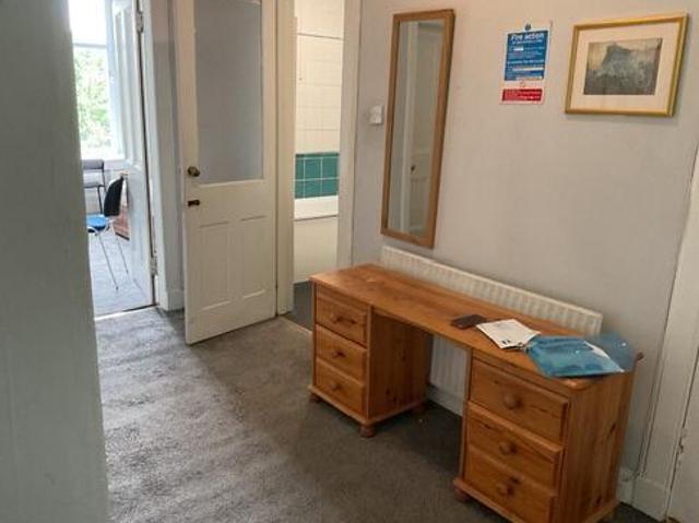 4 bedroom flat for rent in Gilmore Place, Edinburgh, EH3