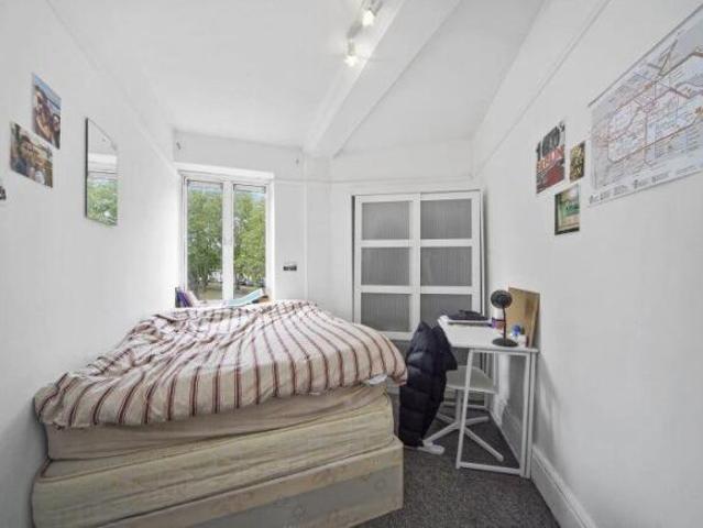 4 bedroom flat for rent in Godwin Court, Crowndale Road, Mornington Crescent, NW1