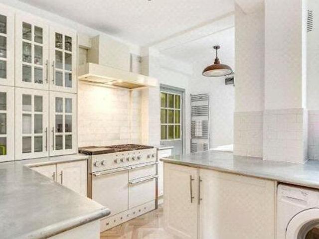 4 Bedroom Flat For Rent In Hammersmith Road
