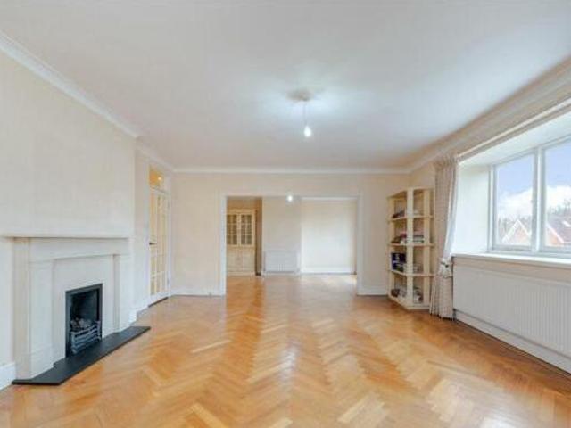 4 Bedroom Flat For Rent In Hampstead
